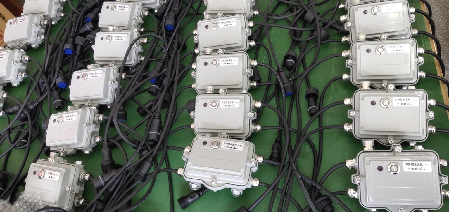 Sweden chip indoor waterproof DMX512 wireless transmitter No delay (2 ...